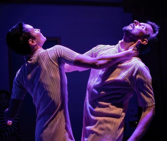 Where ‒ Breath And Gesture Within Reach - Dance Context Webzine
