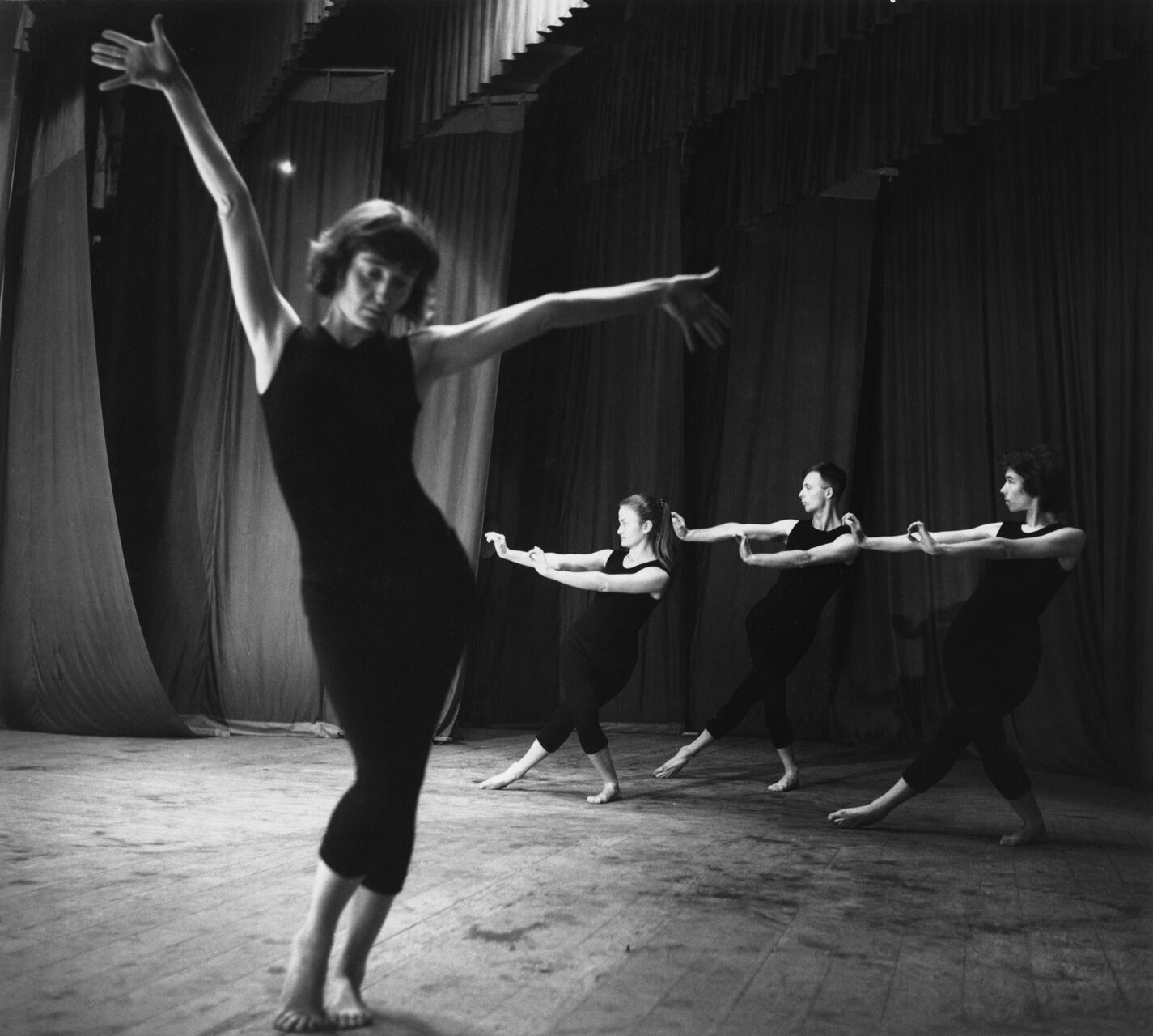 No Time to Dance: Exhibiting the Multilayered Artwork of Noa Eshkol ...